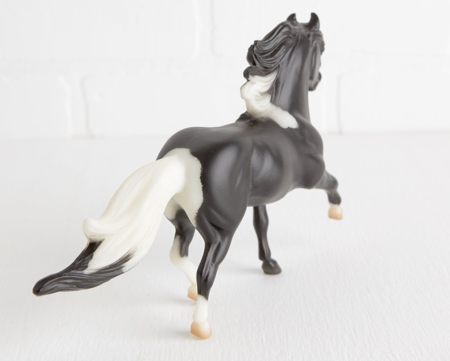 Breyer Midnight Tango Miniature Horse – Lobster Bisque Vintage