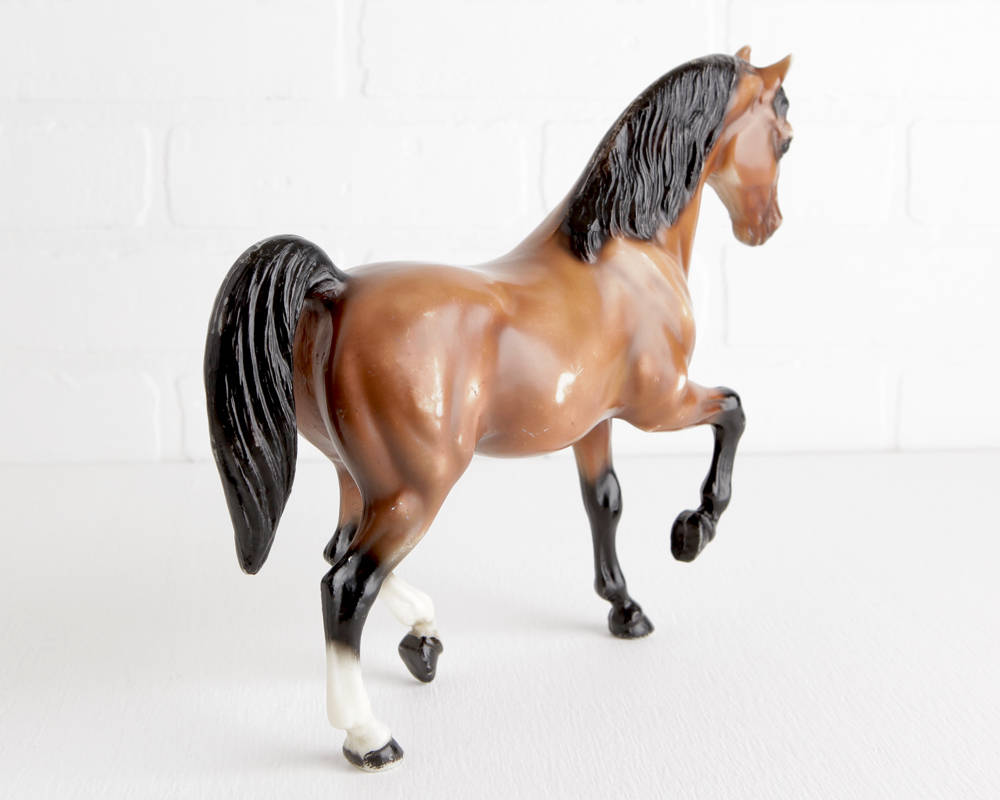 Breyer Bay Family Arabian Stallion #814 – Lobster Bisque Vintage